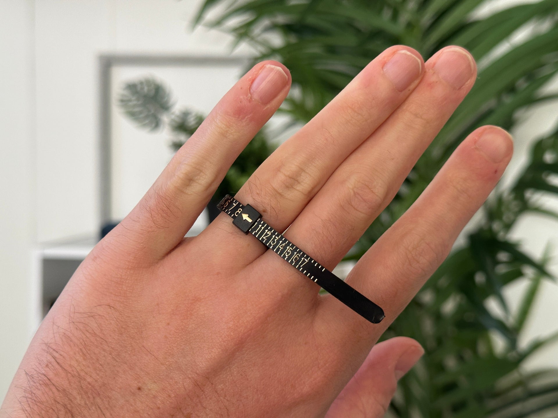 How to Use a Ring Sizer: A Step-by-Step Guide for Perfect Fit – noor ...